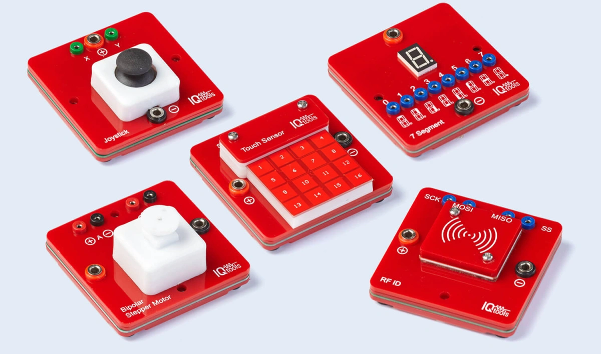 Microcontroller Lab Kit for Schools — Modular Engineering